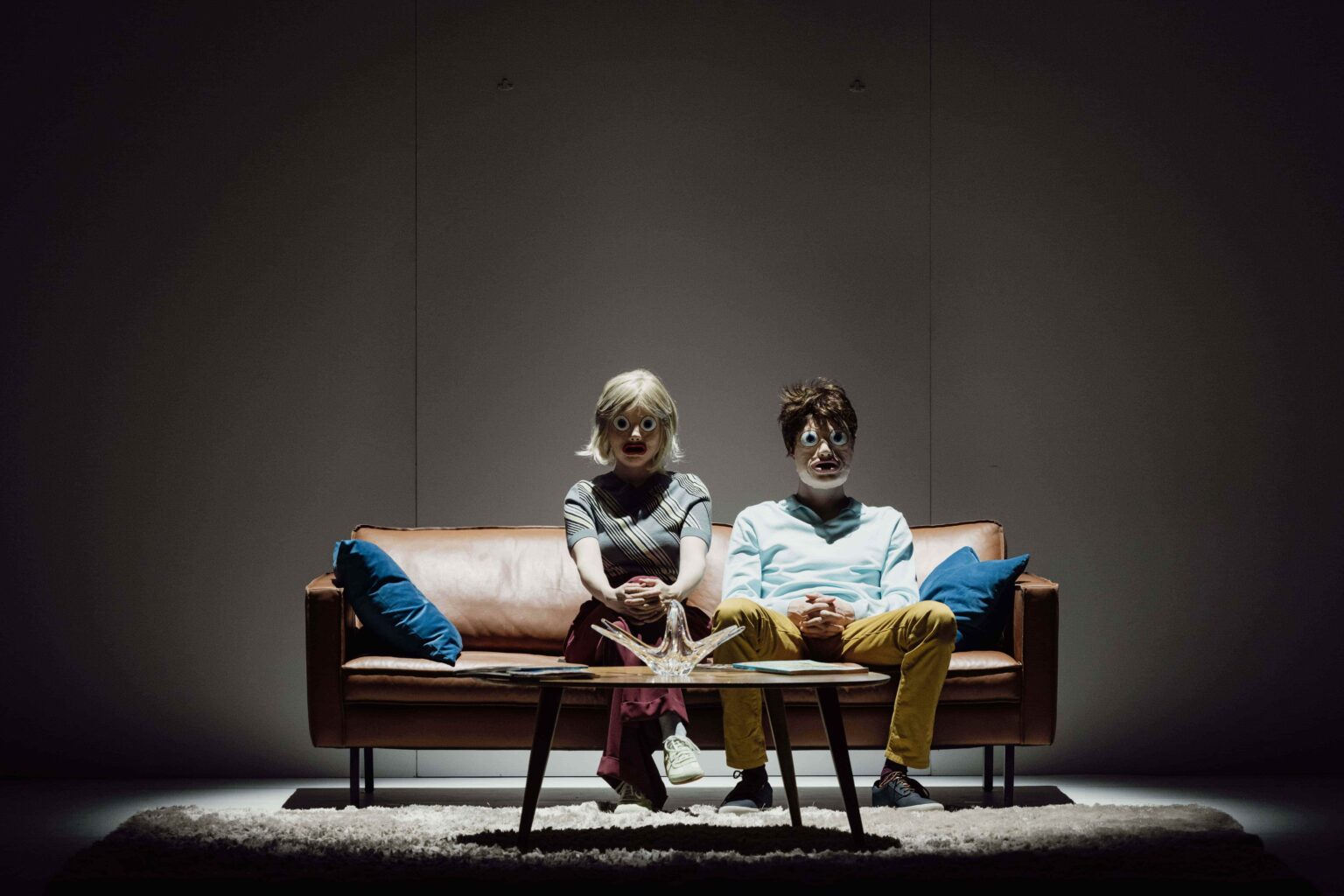 "Scenes from a marriage" de Markus Öhrn à l'Odéon - scènes de violences ...